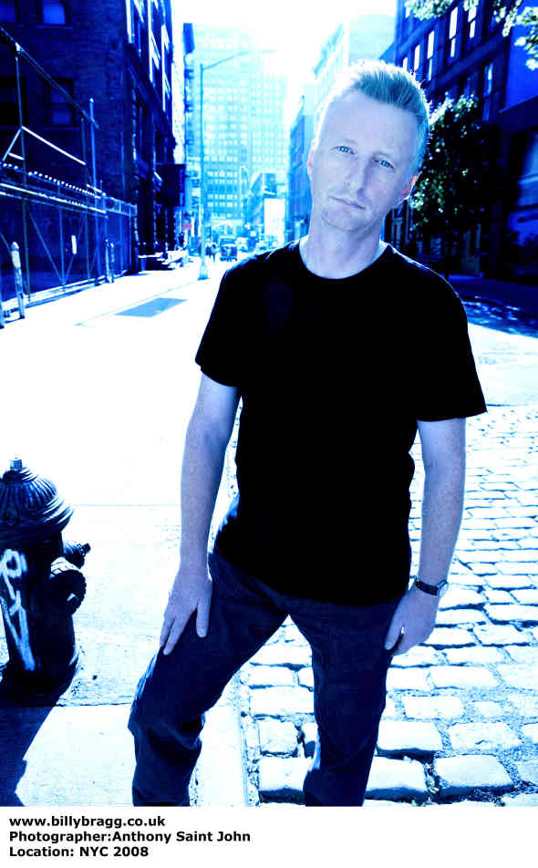 Billy Bragg's ‘Ain’t Nobody That Can Sing Like Me’ Tour - Tasmanian Times