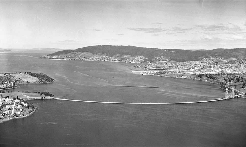 Tas That Was - The Hobart Bridge - Tasmanian Times