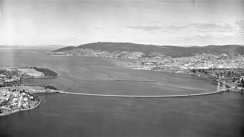 Tas That Was - The Hobart Bridge - Tasmanian Times
