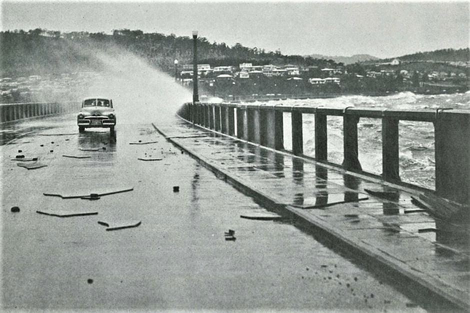 Tas That Was - The Hobart Bridge - Tasmanian Times