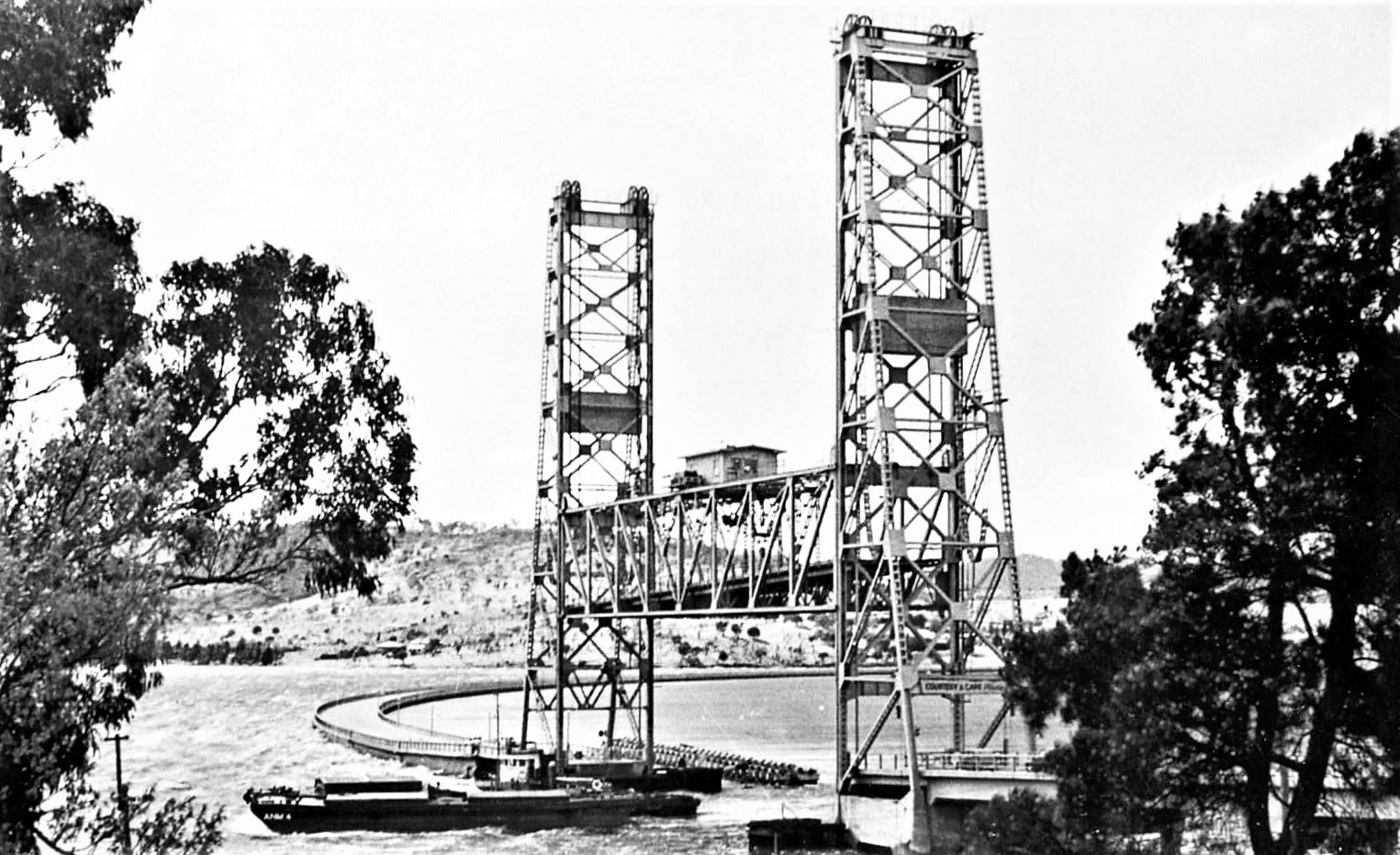 Tas That Was - The Hobart Bridge - Tasmanian Times