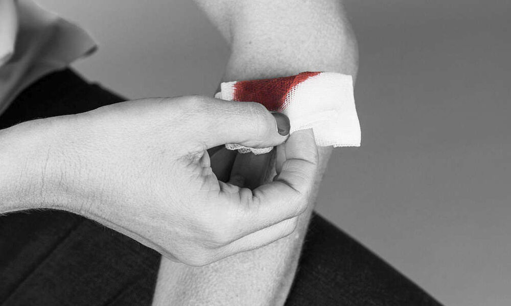 Red Light Therapy for Wound Treatment - Tasmanian Times